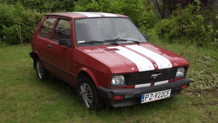 Alles over de Yugo 60 efi | Lees het bij Vaartland.nl