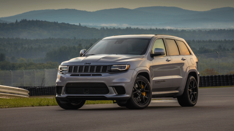 Alles over de Jeep Trackhawk | Lees het bij Vaartland.nl
